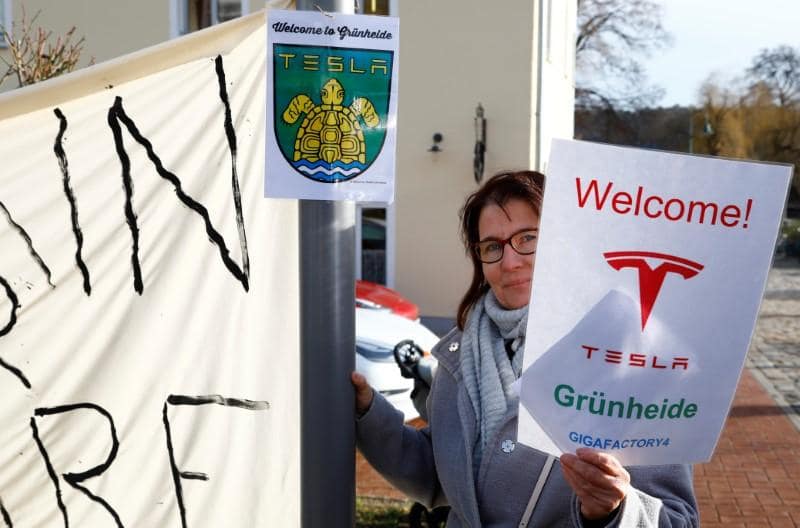 Tesla moves a step closer to opening first European factory with German ...